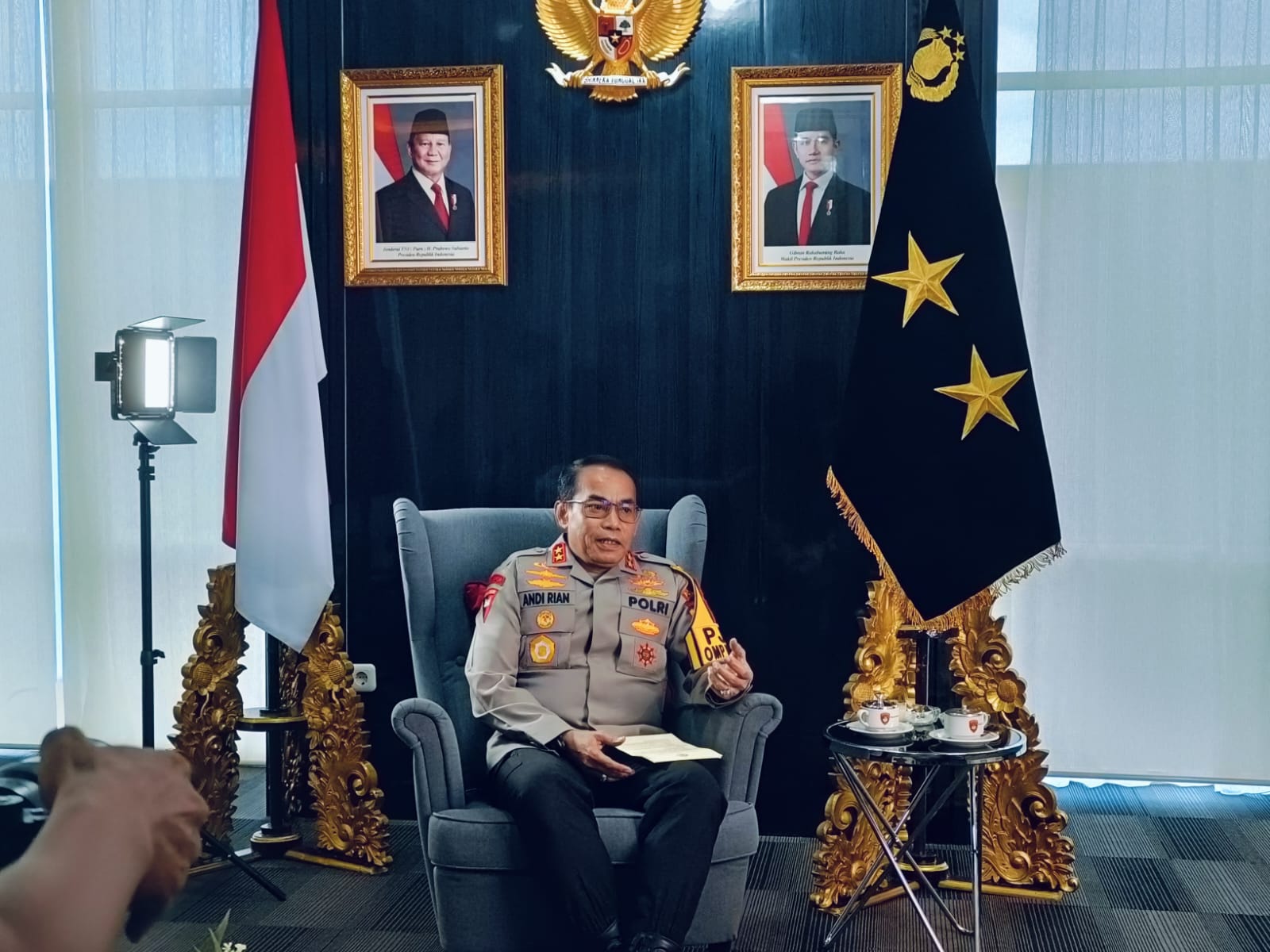 Kapolda Sumsel Sampaikan Ucapan Selamat Hari Buruh Internasional 2025 ...